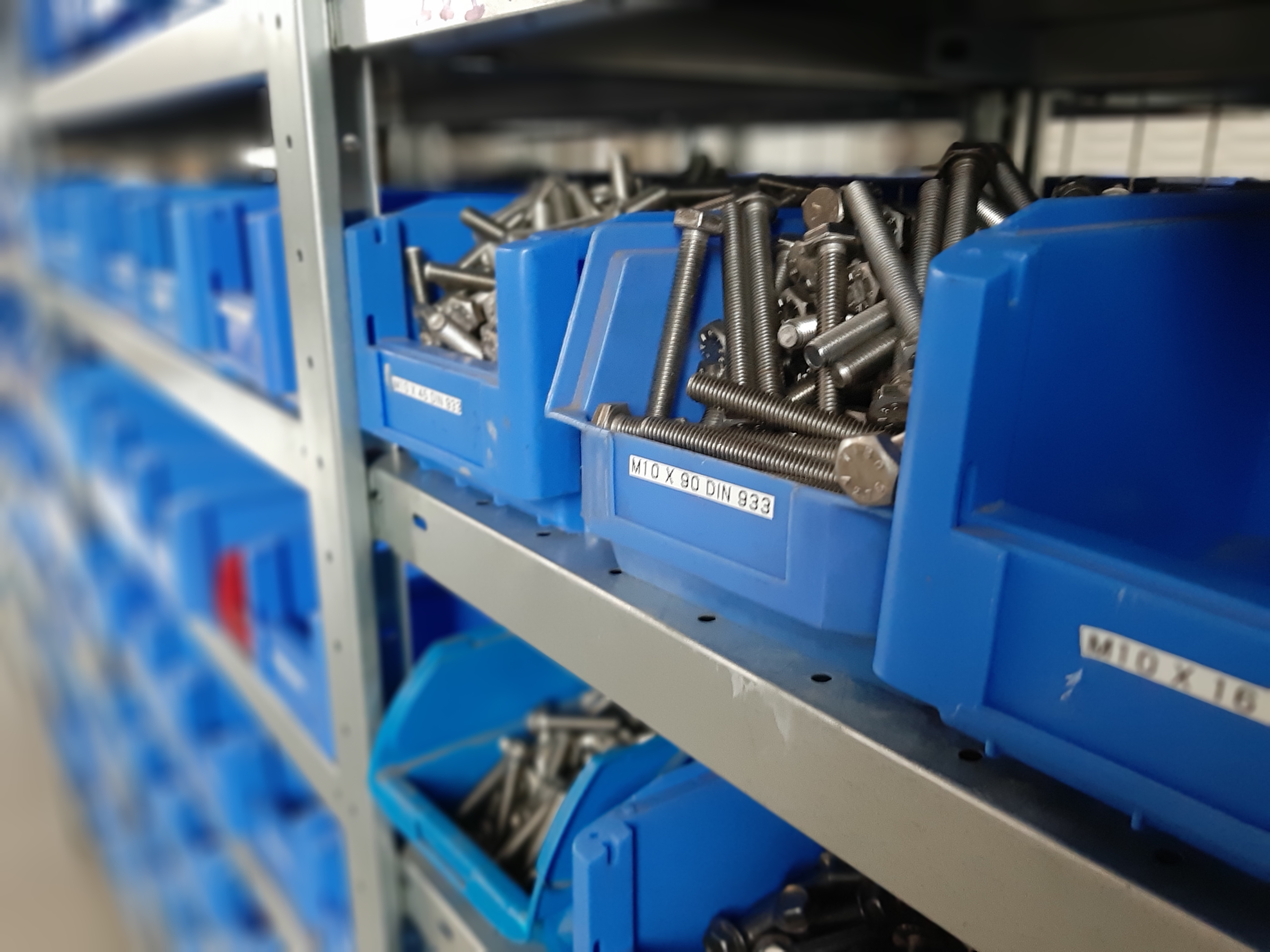 roTeg optimiert interne Logistik - www.roteg.de